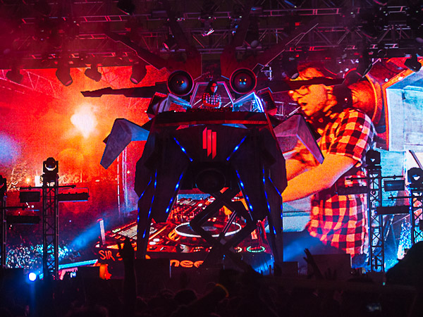 The Skrillex Full Flex Express Will Ride Again in 2013 - Live Music Blog