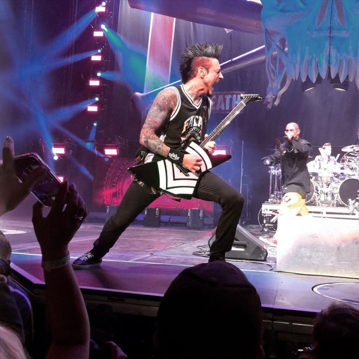 Five Finger Death Punch Jason Hook Suffers Medical Emergency, Show ...