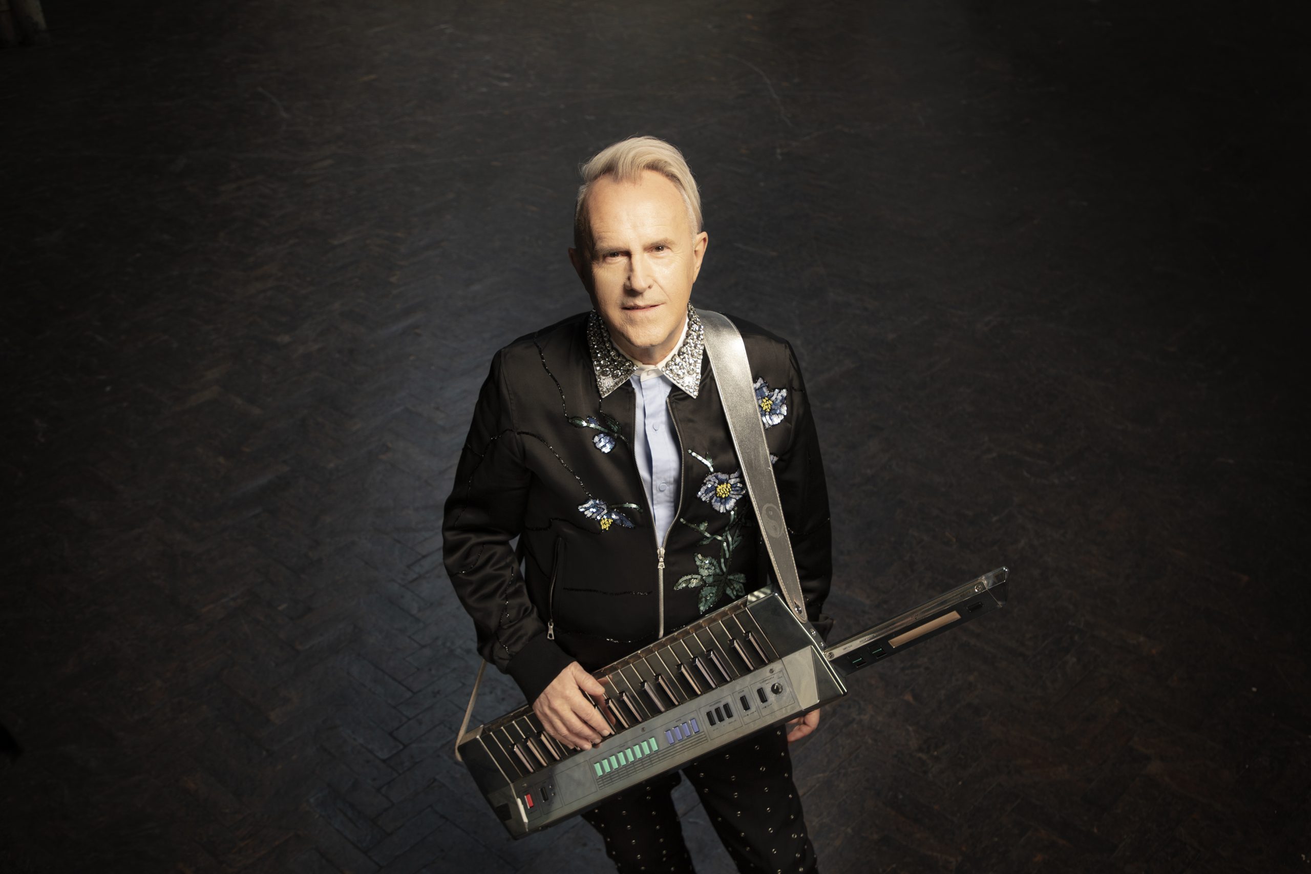 New Wave Icon Howard Jones Set to Embark On Global Tour Celebrating ...