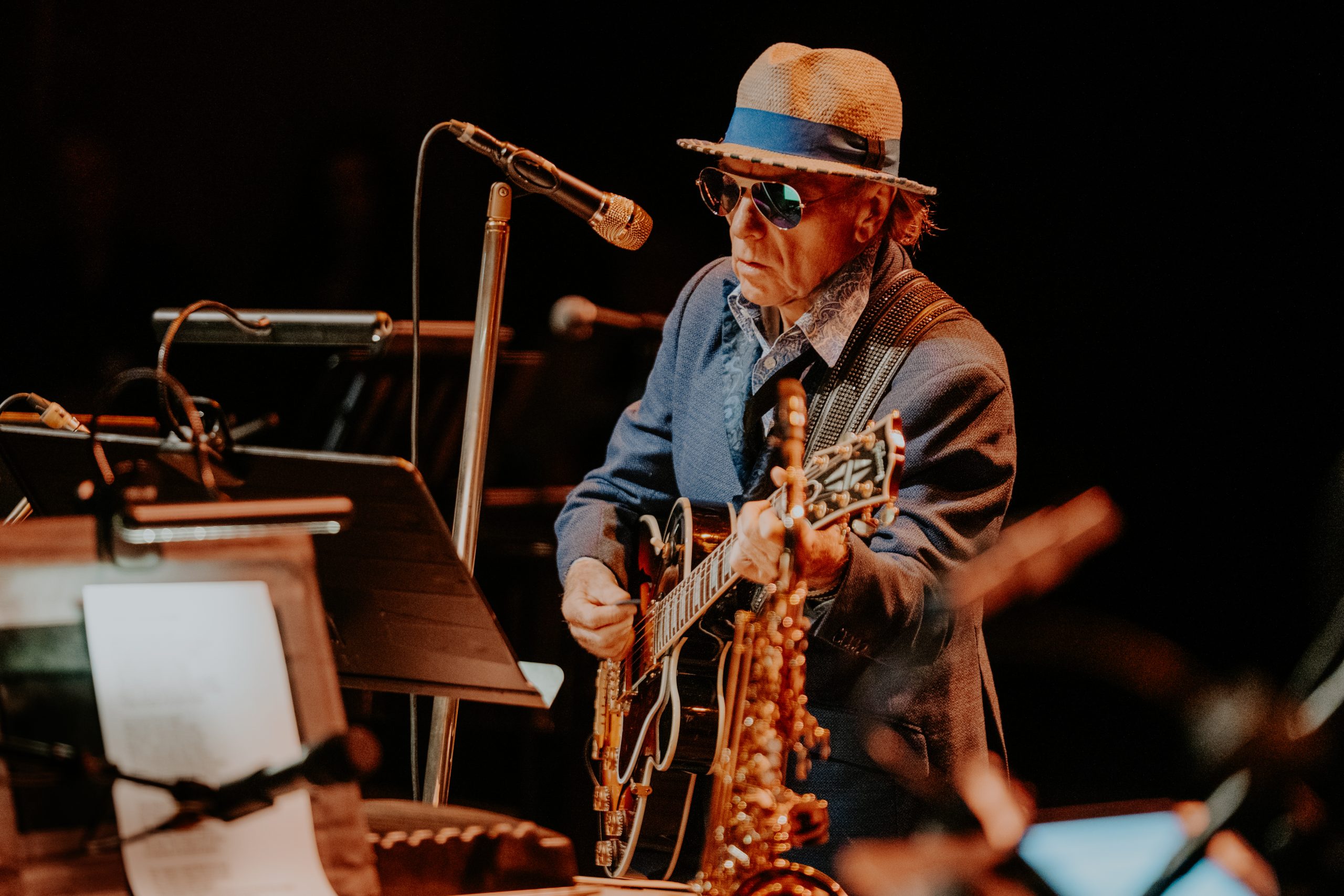 Van Morrison’s 'Somebody Tried To Sell Me A Bridge' & 2026 Tour - Live ...